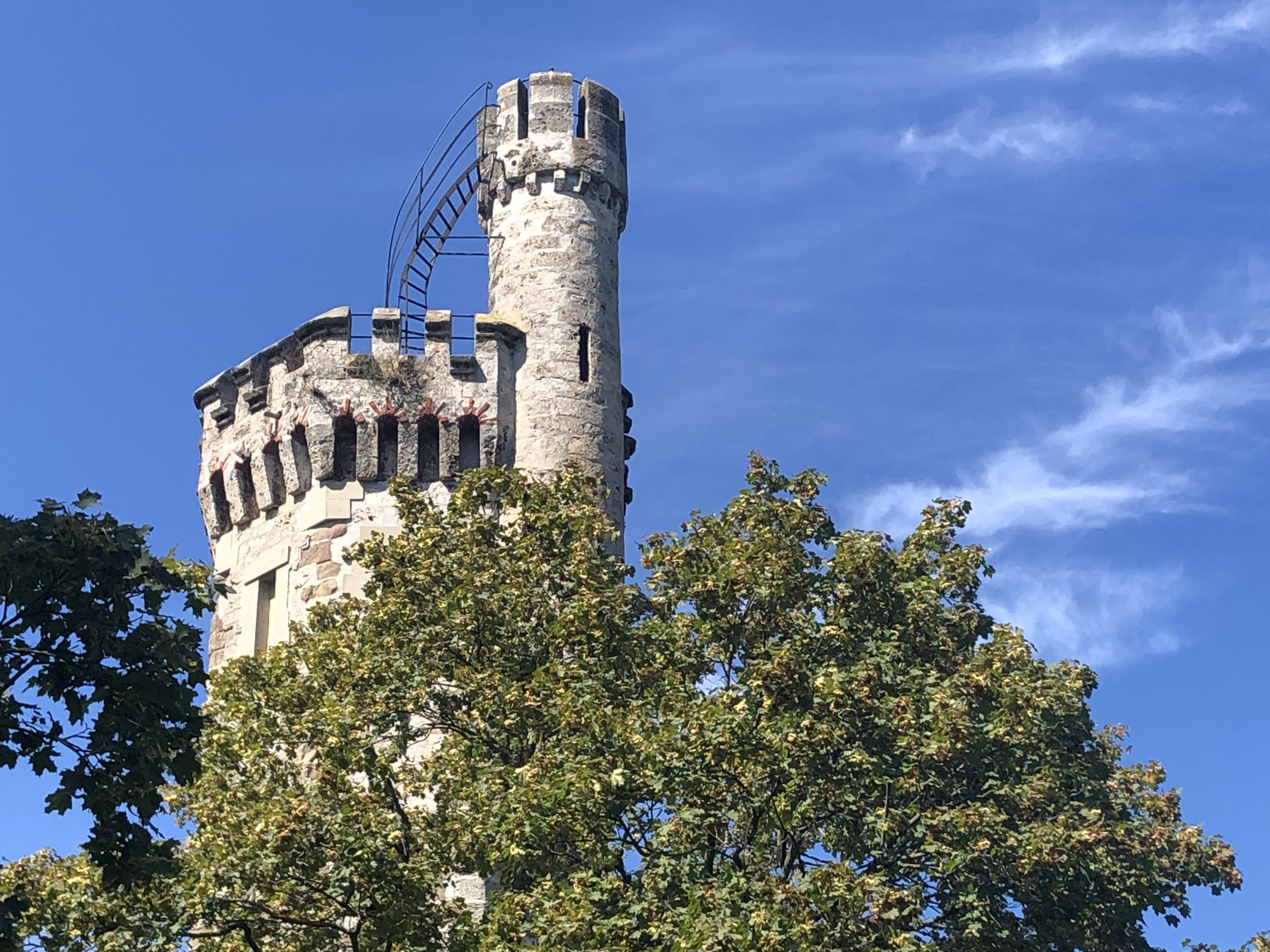 La tour de Champel – Léman Express