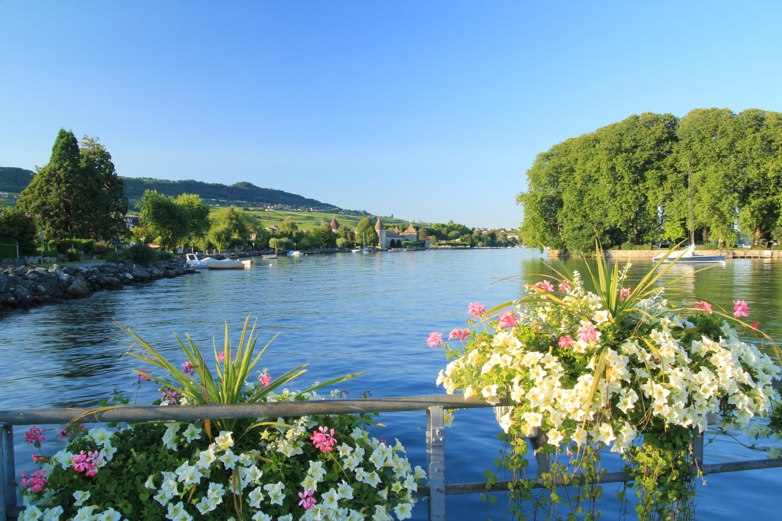 Balade sur les quais de Rolle – Léman Express